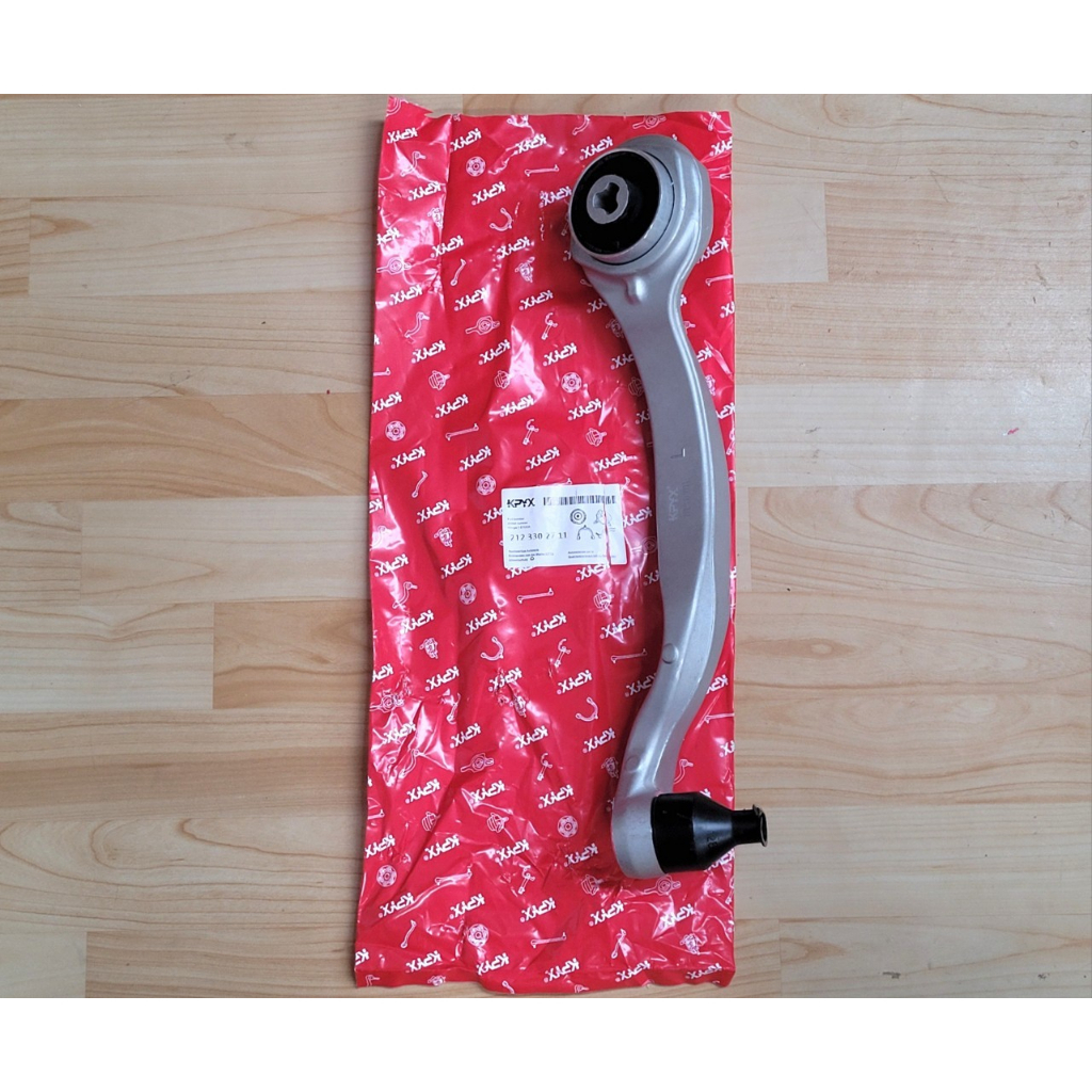 ปีกนกหน้าล่างซ้าย Mercedes-Benz E-Class W212 , CLS C218 | Shopee Thailand