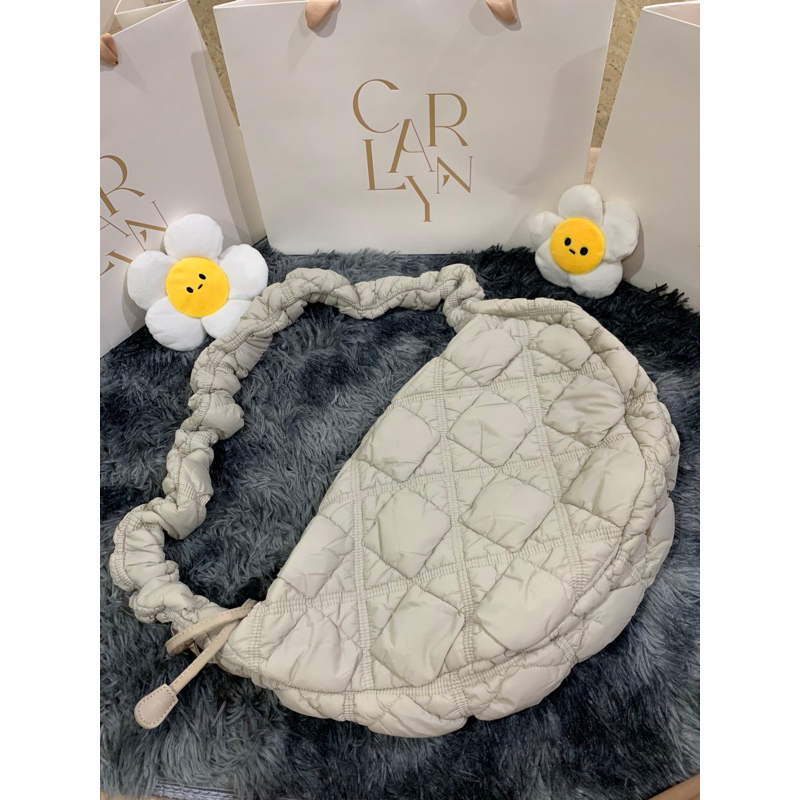 ‼️พร้อมส่ง / Pre-order กระเป๋า Carlyn สุดฮิต รุ่น cozy L | Shopee Thailand