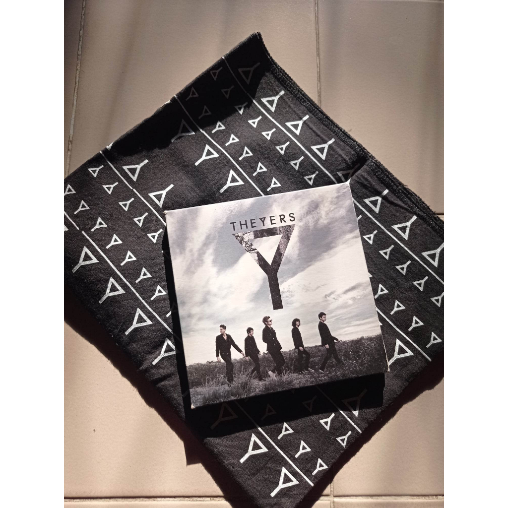 CD The Yers อัลบัมแรก Y : Album พร้อมผ้าพันคอของแถมจากแผ่น (มือสองสภาพ ...