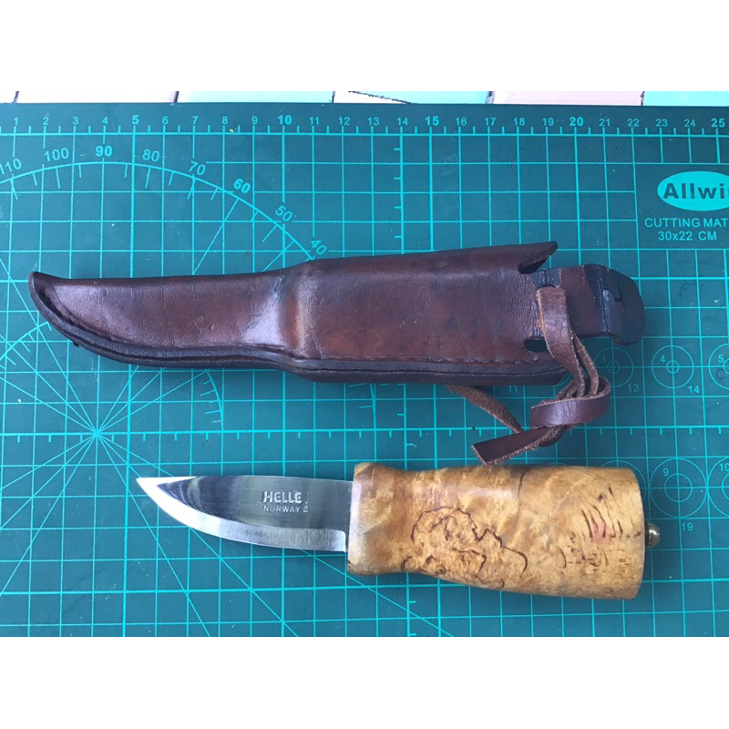 มีด Helle norway Nying knife เป็นรุ่นเก่าหายากตัวหนังสือจม มือสองสภาพดี ...