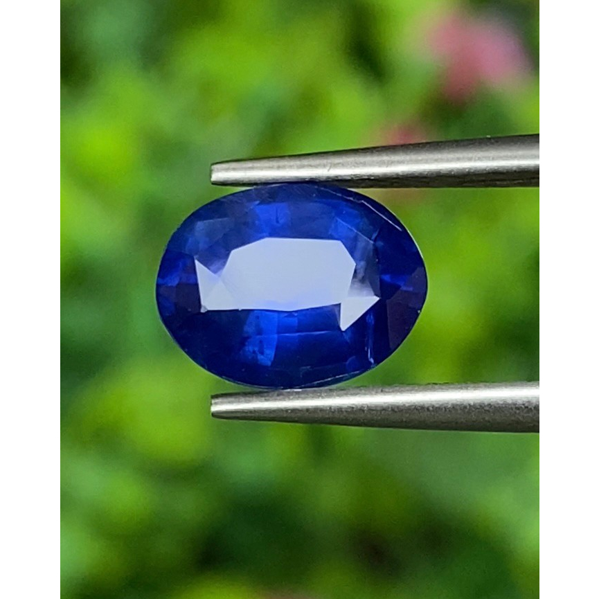 พลอย ไพลิน (Blue Sapphire) 2.16 กะรัต (Cts.) สีพิเศษ รอยัล บลู (Royal Blue) พร้อมใบเซอร์ พลอยแท้ ...