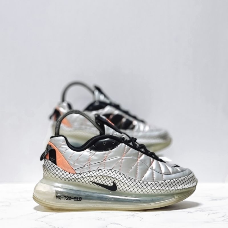 รองเท้ามือสอง Nike MX 720 818Metallic Silver Total Orange / Size 38-24 ...