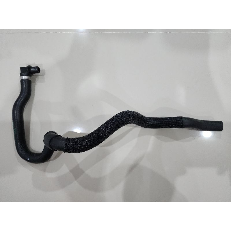 ท่อแวคคั่มใต้ท่อร่วมไอดี(Hose elbow)BMW E46 | Shopee Thailand