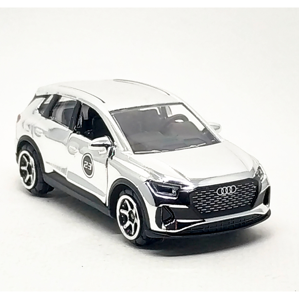 Majorette Audi Q4 E-tron 2023 Collection สีเงินโครเมี่ยม ล้อ 6SC Scale ...