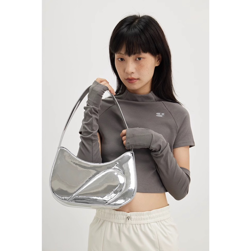 CryingCenter กระเป๋าสะพายข้าง Reflection Bag | Shopee Thailand