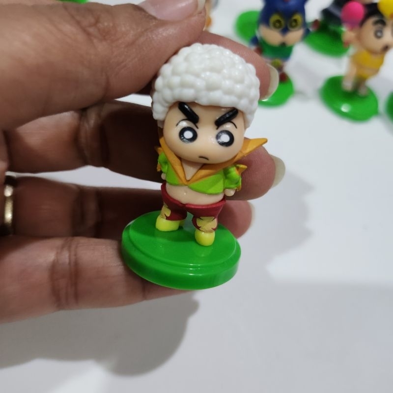 **Used** Choco egg Crayon Chin chan The movie ชินจัง มือสอง ขนาดประมาณ ...
