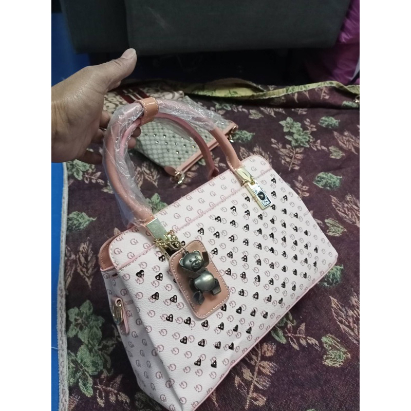 กระเป๋าแบรนด์ Cheritan แท้ ราคารวมส่ง ขอดูรุปเพิ่มเติมได้ | Shopee Thailand