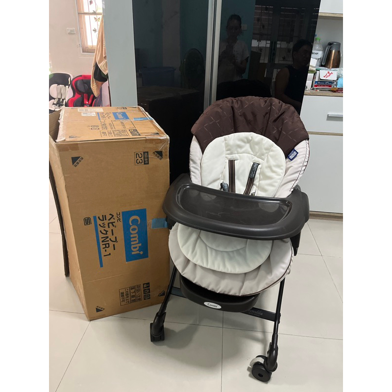 ไฮแชร์ไฟฟ้า Combi Auto SWing เปลนอนเด็กอ่อน นั่งกินข้าว | Shopee Thailand