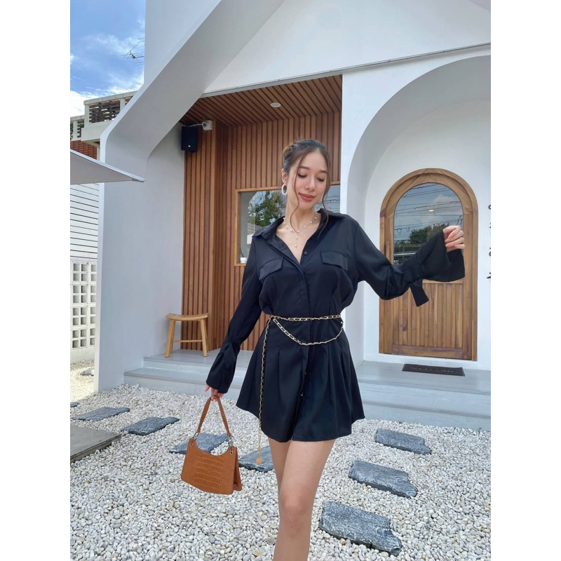 Mika Brand : เดรสผ้าพริ้วพร้อมสายเข็มขัดโซ่ | Shopee Thailand