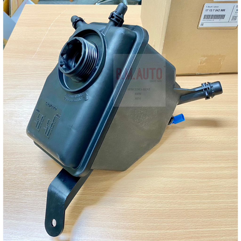 กระป๋องพักน้ำหม้อน้ำ BMW E60/E61/E63/E64/M54 เบนซิน 17137542986 ...