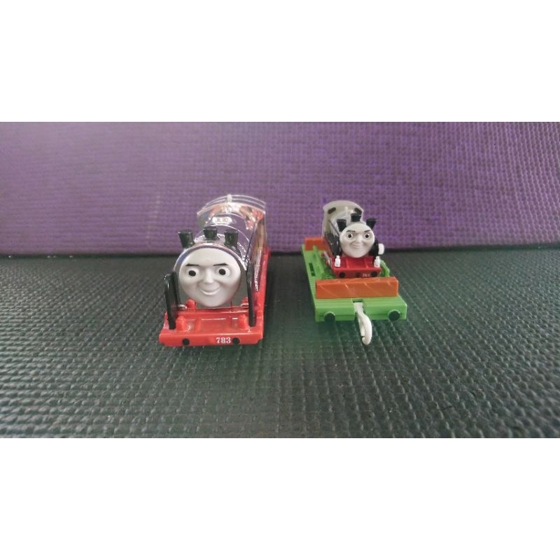 รถไฟ Tomy Plarail Thomas & Friends Merlin โทมัสและผองเพื่อน สีโครเมี่ยม ...