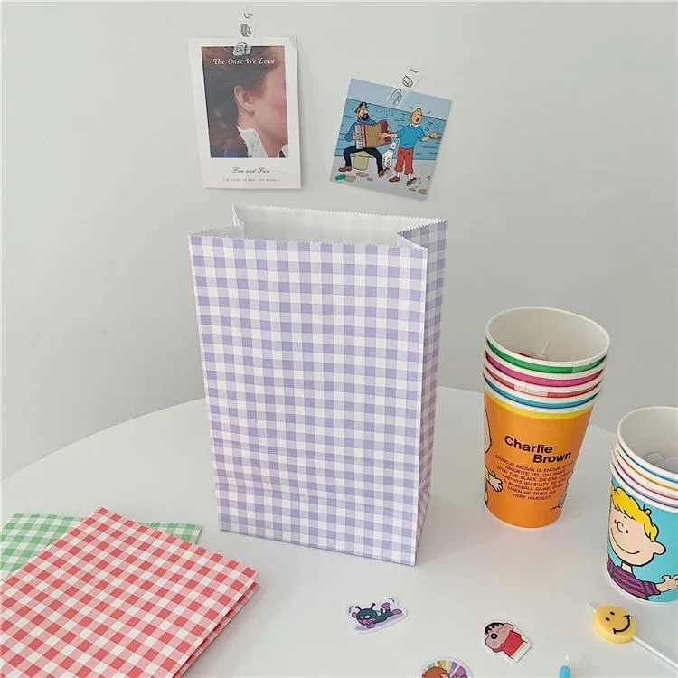 Idopackage - (10ใบ) ถุงกระดาษลายสก็อต ขนาด 15x23x8 cm. น่ารักสดใส | Shopee Thailand