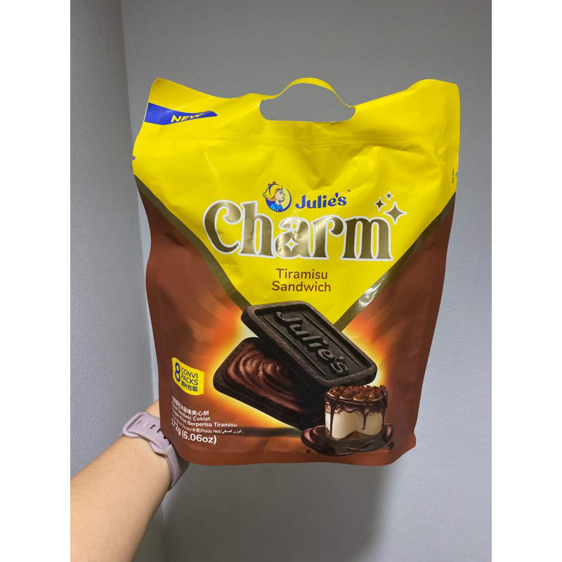 Julie’s Charm Double Chocolate Sandwich and Tiramisu Sandwich จูลี่ย์ ...