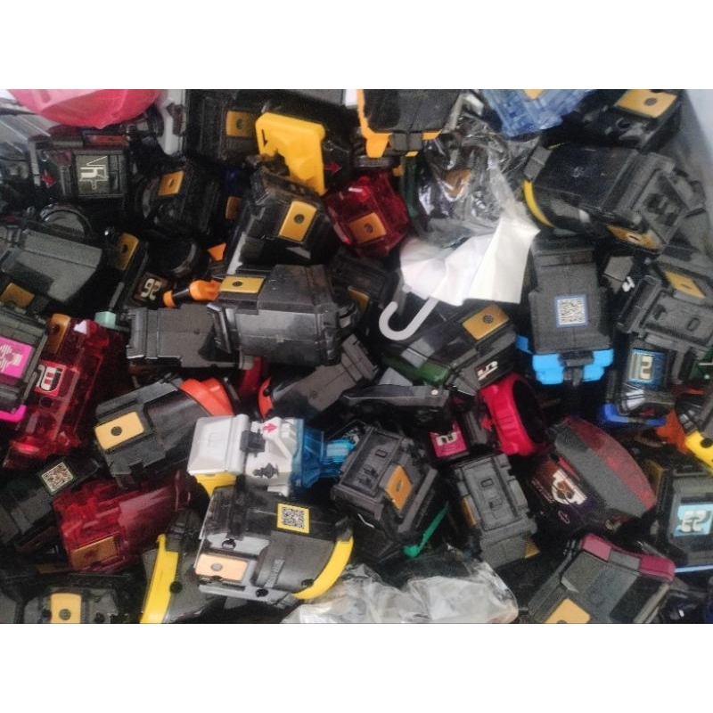 Astro สวิทย์ไรเดอร์โฟเซ่ Dx/gp/sg (💥แบบกองสุ่ม) | Shopee Thailand