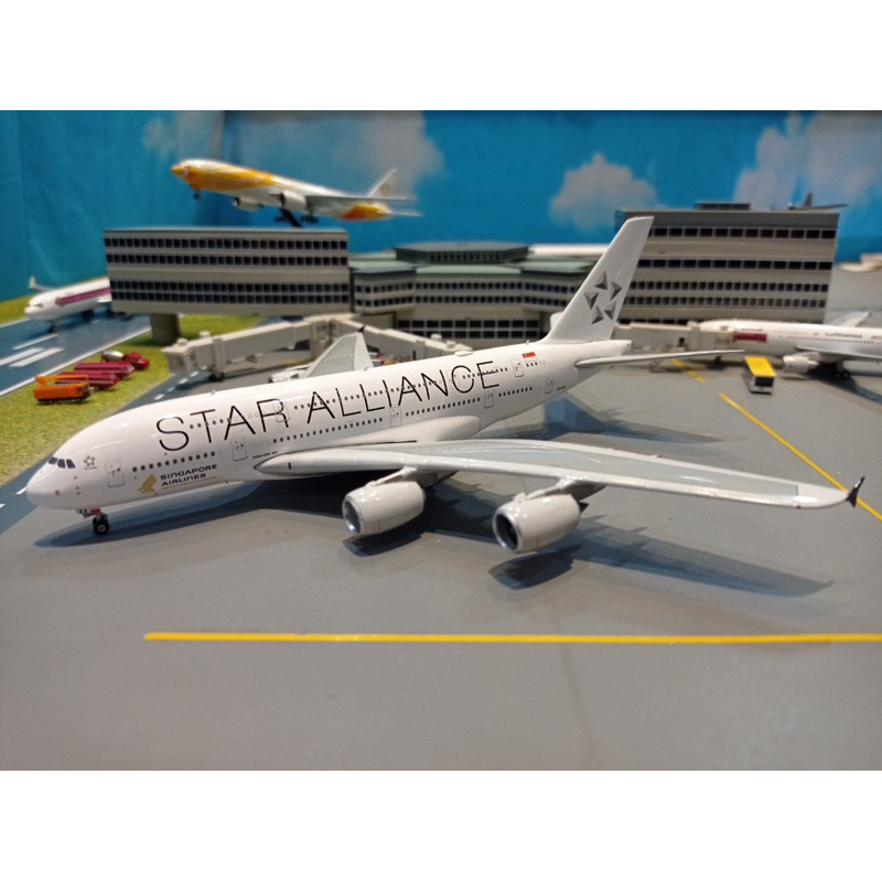 โมเดลเครื่องบิน [04513] 1:400 Singapore Airlines A380 9V-SKX Star ...