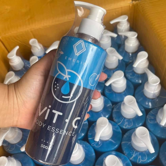โลชั่นวิตซี พัชชา EMERIE Vit C Body Essence 500 ml | Shopee Thailand