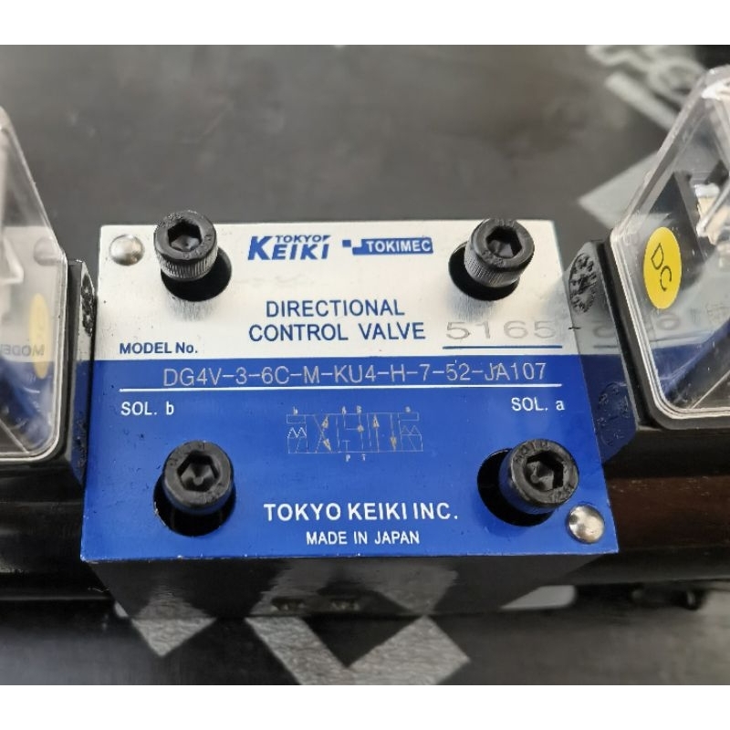 TOKIMEC TOKYO KEIKI DIRECTIONAL CONTROL VALVE Model : DG4V-3-6C-M-KU4-H ...