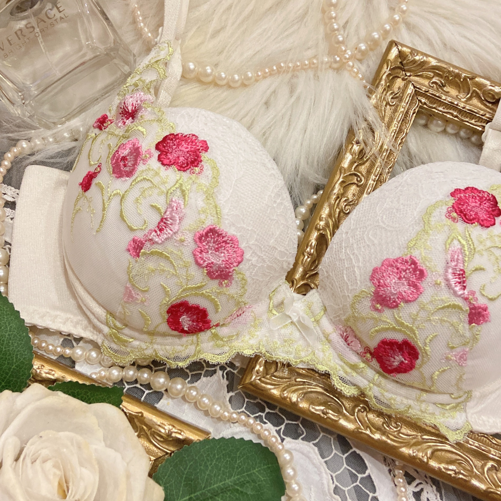 (1062)/ชุดชั้นในแบรนด์แท้ จากญี่ปุ่น(D65-C70/อก 32-34 /D70 ใส่ได้) | Shopee Thailand