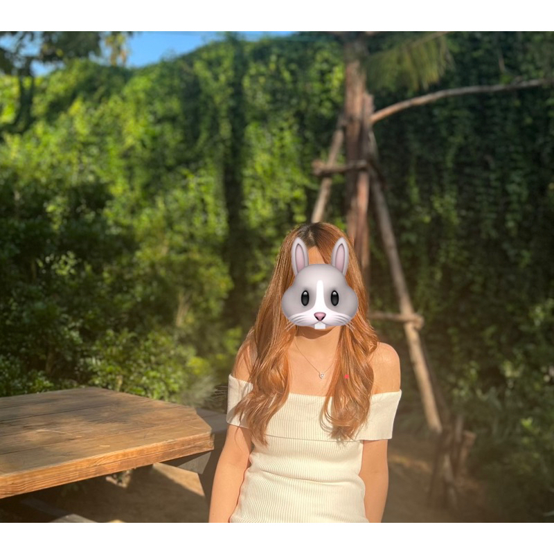 เสื้อปาดไหล่ ผ้าไหมพรม ป้าย VALEN BASIC STORE (ส่งต่อ) | Shopee Thailand