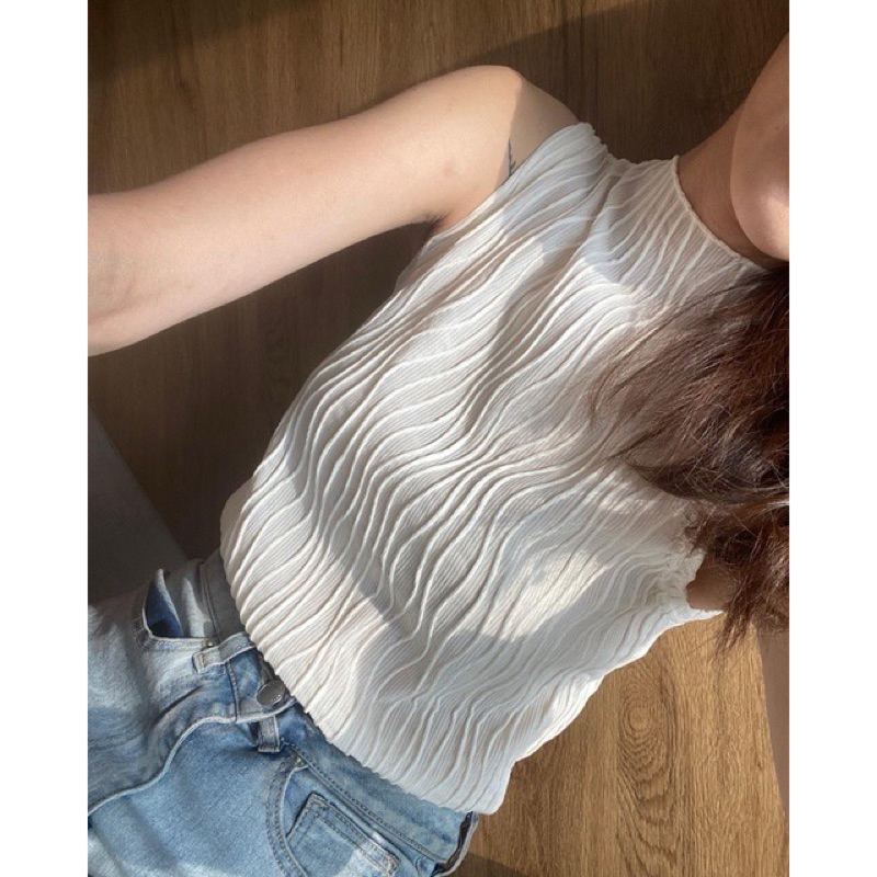 Brook Top แขนกุดคอสูงจาก Pachy Official | Shopee Thailand