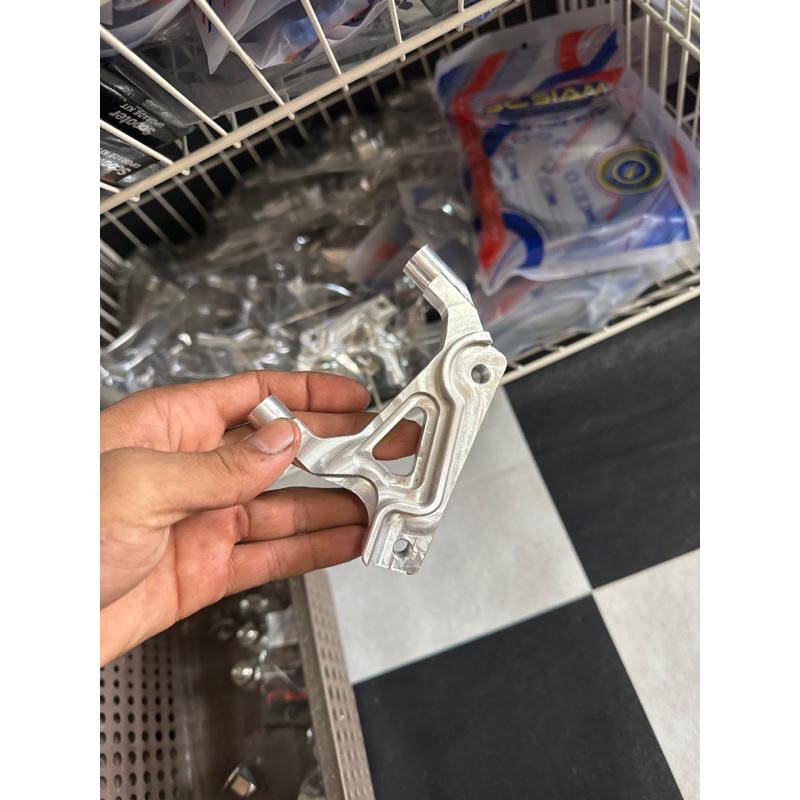 ขาปั้มรถไฟฟ้า Aj E2 Lion Q1 ขาหน้าและหลังจานเดิม 180-180-200-220 ...