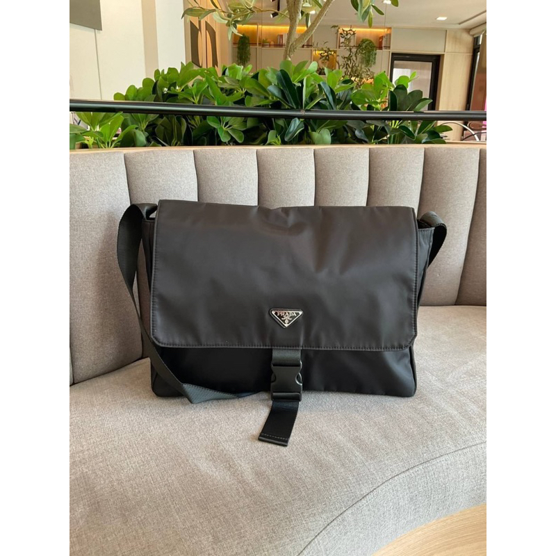 PD NYLON MESSENGER BAG | Shopee Thailand