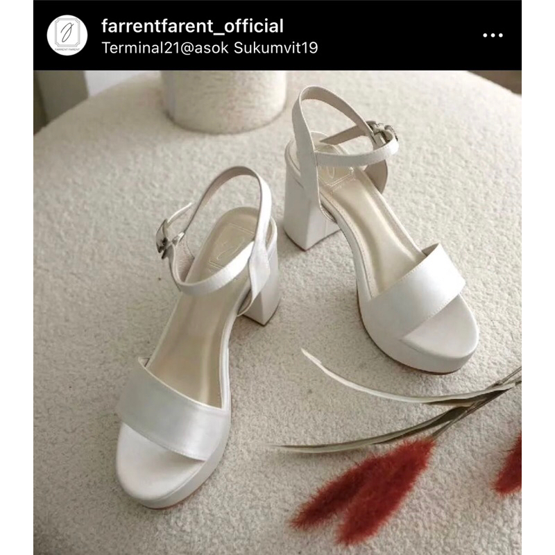 Farrent Farent รุ่น Voxy สีขาวซาติน ส้นหนา 3 นิ้ว ไซส์ 38 | Shopee Thailand