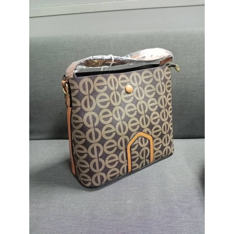 กระเป๋าแบรนด์ Cheritan แท้ ราคารวมส่ง ขอดูรุปเพิ่มเติมได้ | Shopee Thailand