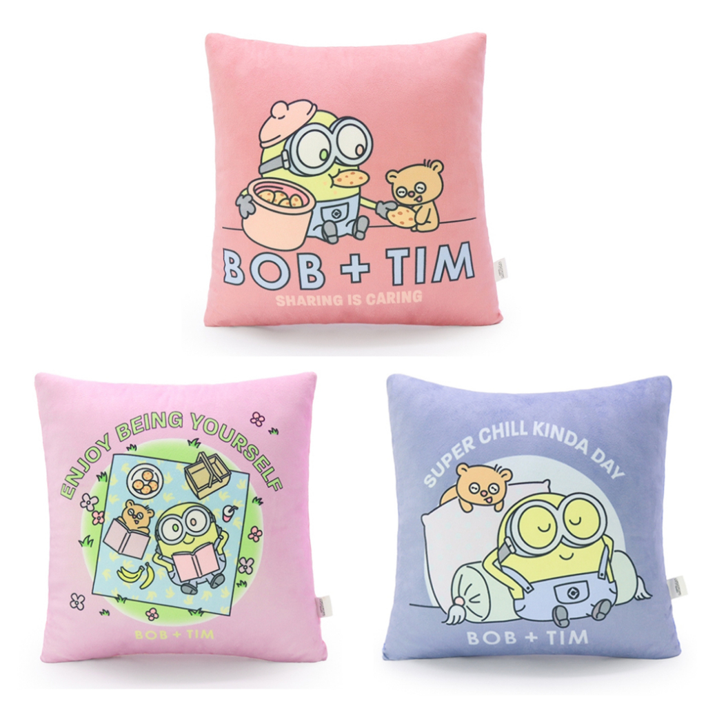 Illuminations ลิขสิทธิ์แท้ หมอนอิง Bob & Tim ( Minion ) | Shopee Thailand