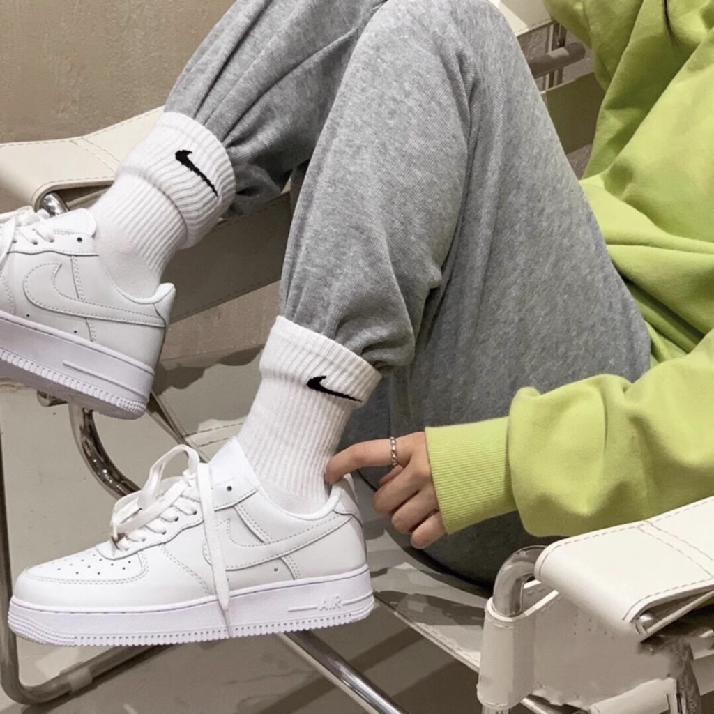 NIKE AIR FORCE 1 07 Low แท้ รุ่น AF-100-107 สีขาว รองเท้าผู้หญิง พร้อม ...