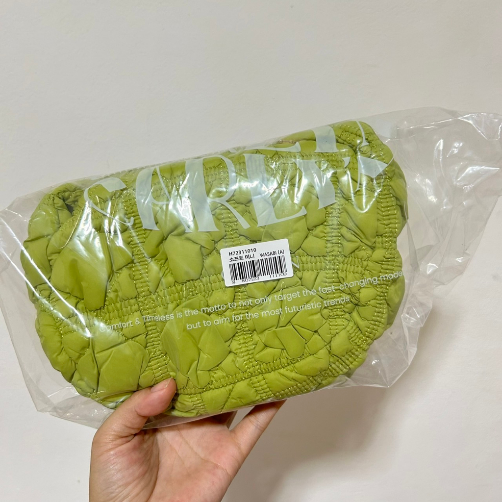 [Madamskincare] แท้/ส่งไว กระเป๋า carlyn soft mini | Shopee Thailand