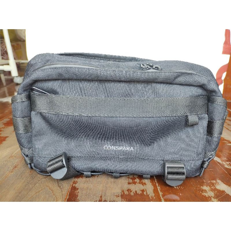 กระเป๋าคาดอก กระเป๋าคาดเอว conspara ไม่มีตำหนิ สภาพใหม่มาก ช่องและดีเทลดีมาก ช่องเยอะ | Shopee ...