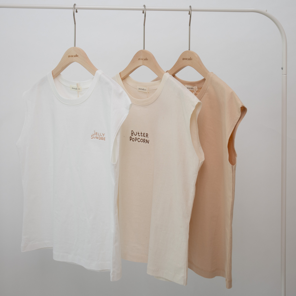 avocado sugar roon top เสื้อแขนกุดสุดคิ้วท์ ดีเทลปักลายบอกเลยว่าน่ารัก ...