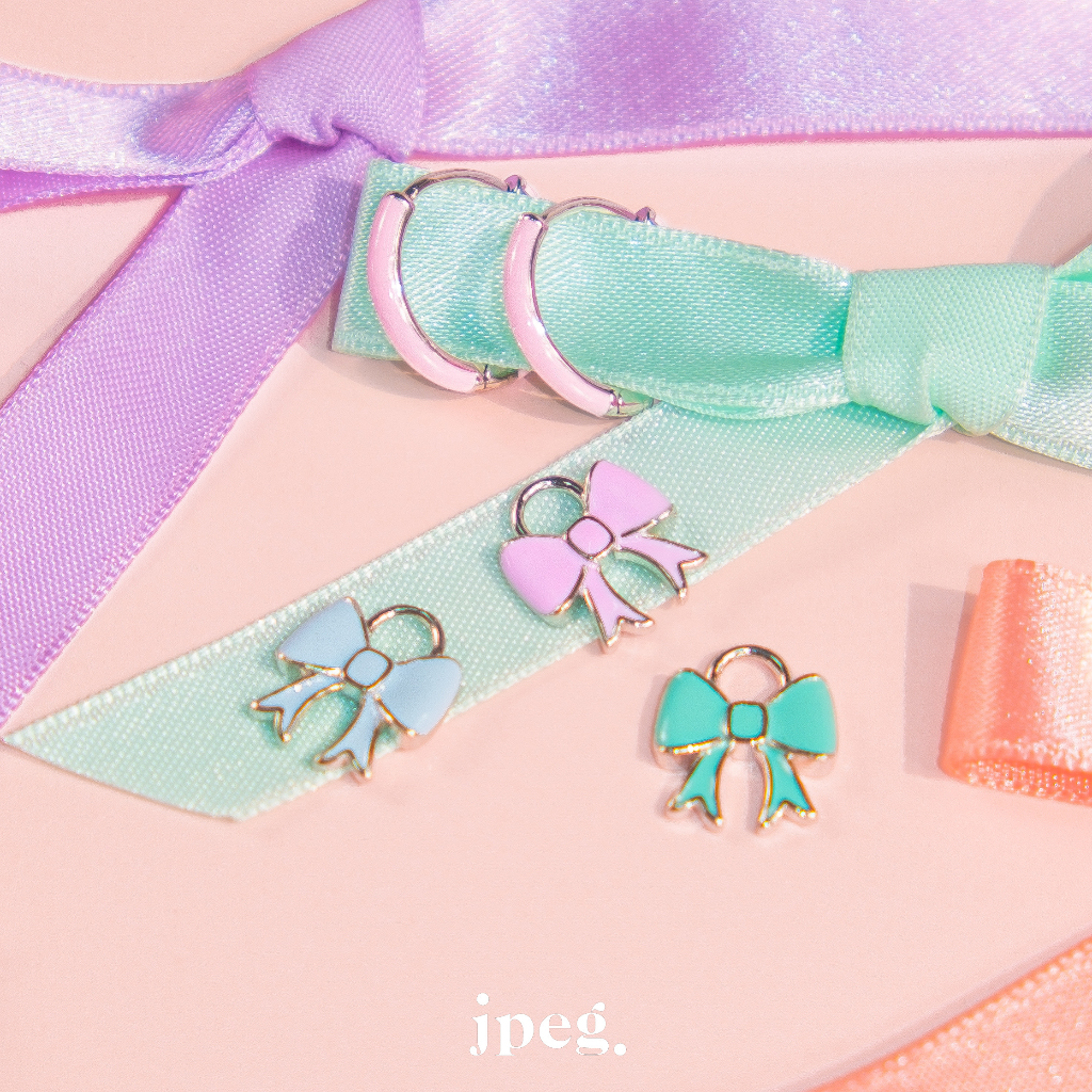 J. ribbon charm (enamel) | Shopee Thailand