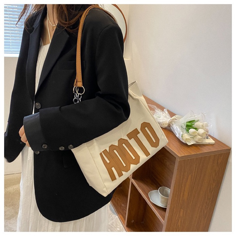 กระเป๋าใบใหญ่สะพายข้าง Hooto bag | Shopee Thailand