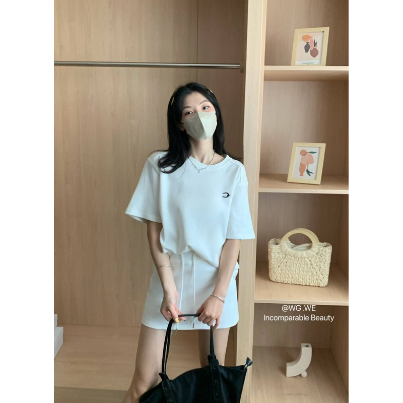 kloset A - Set เสื้อคอกลมเว้าหลัง+กระโปรง | Shopee Thailand