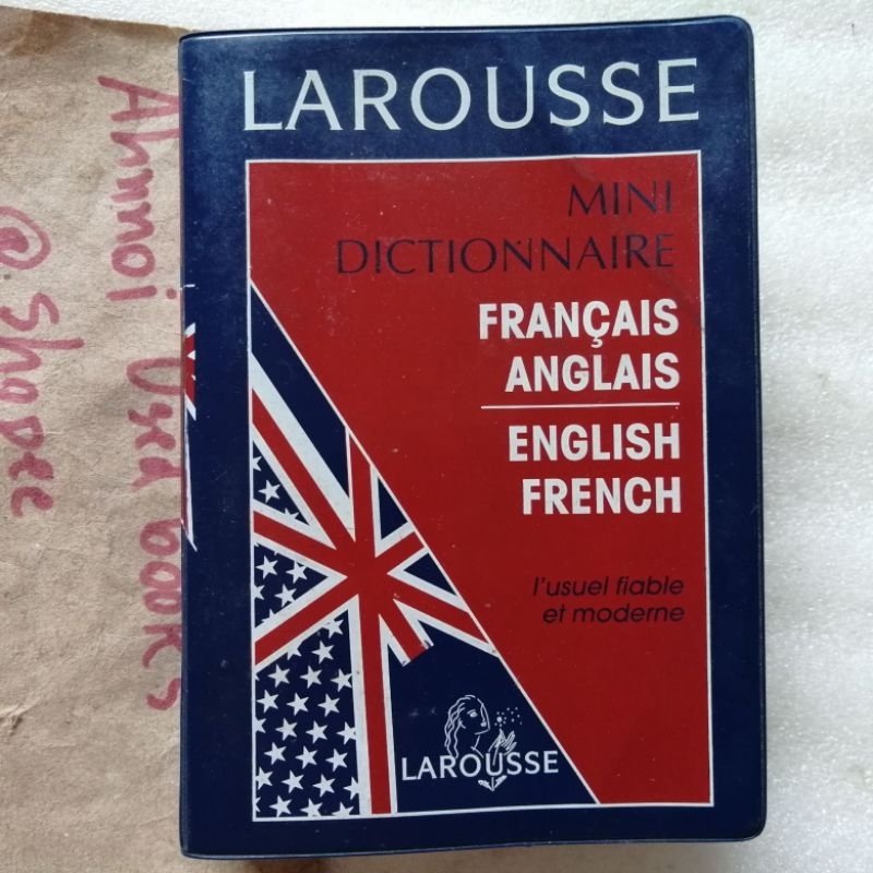 Larousse mini dictionnaire Francais-Anglais/ English-french | Shopee ...