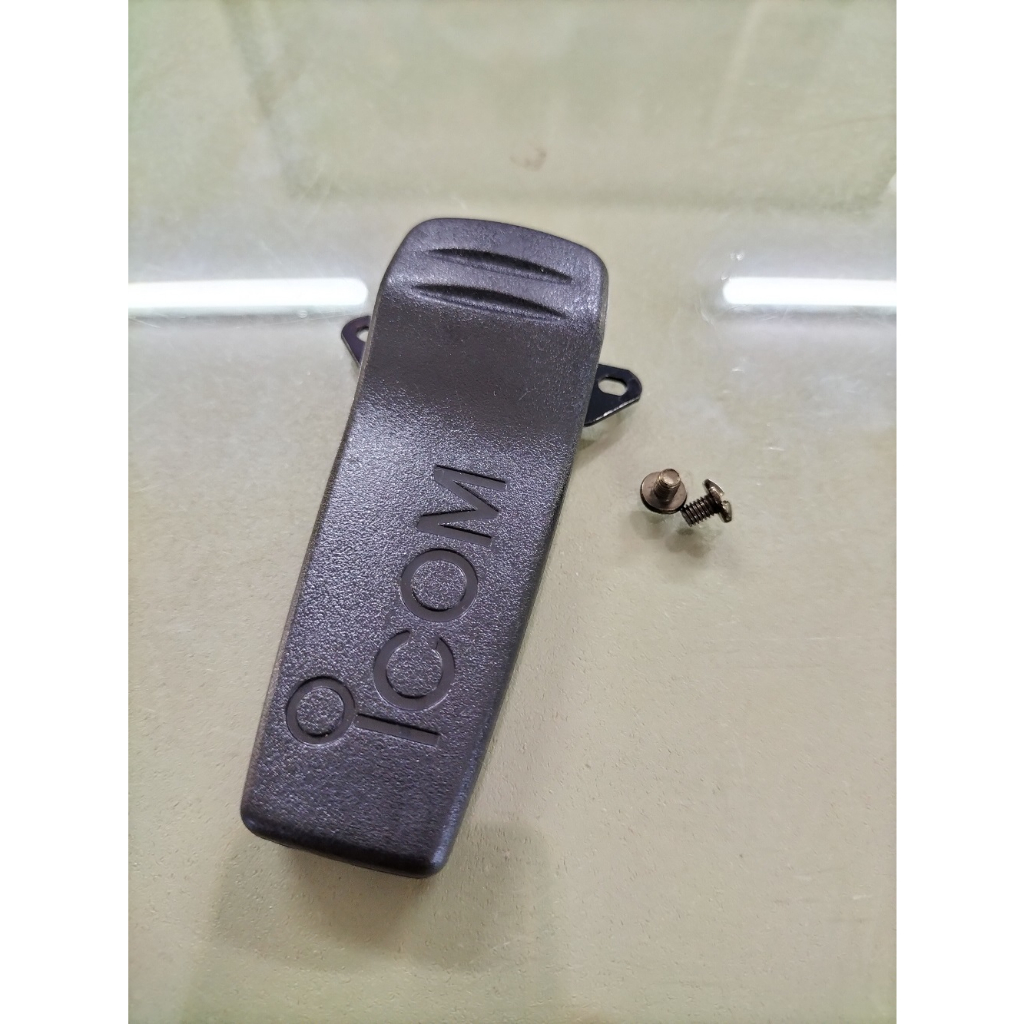 คลิปหลัง ICOM IC-V8,IC-3FGX,IC-V82,IC-F3GS,IC-F11 แถมน๊อต 2 ตัว ...