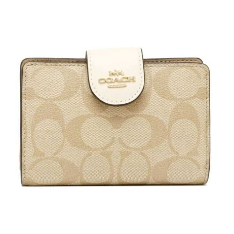 แท้💯% พร้อมส่ง💕Medium Wallet Coach C0082 | Shopee Thailand