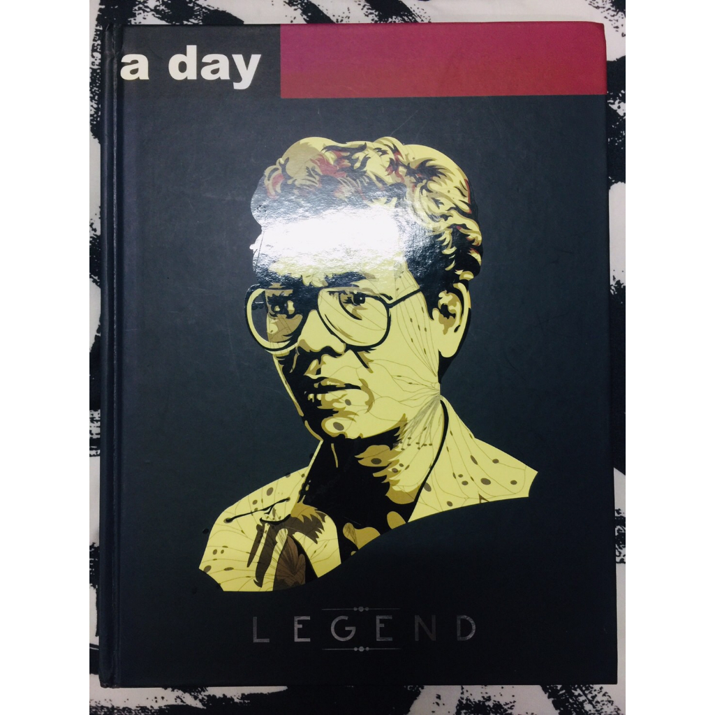 A day LEGEND (ฉบับพิเศษ-ครบรอบ 10 ปี) ปกแข็ง | Shopee Thailand