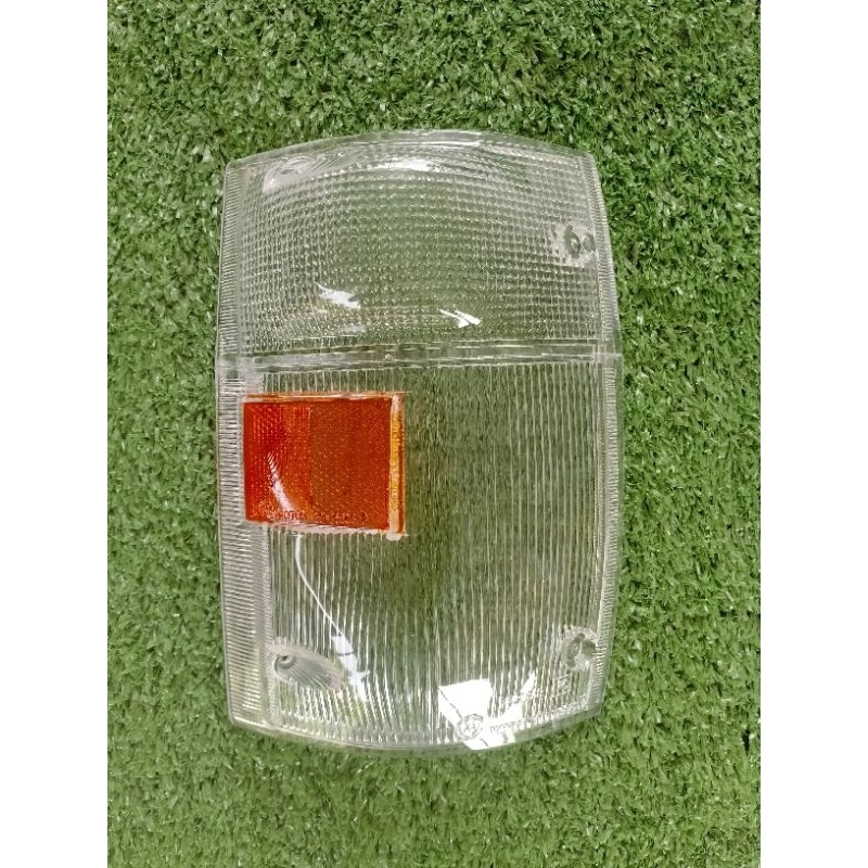 ฝาไฟเลี้ยวมุม ฝาไฟหรี่มุม อีซูซุ ISUZU ELF NPR NKR NQR 120 150 ซ้ายขวา (ข้างละ) | Shopee Thailand