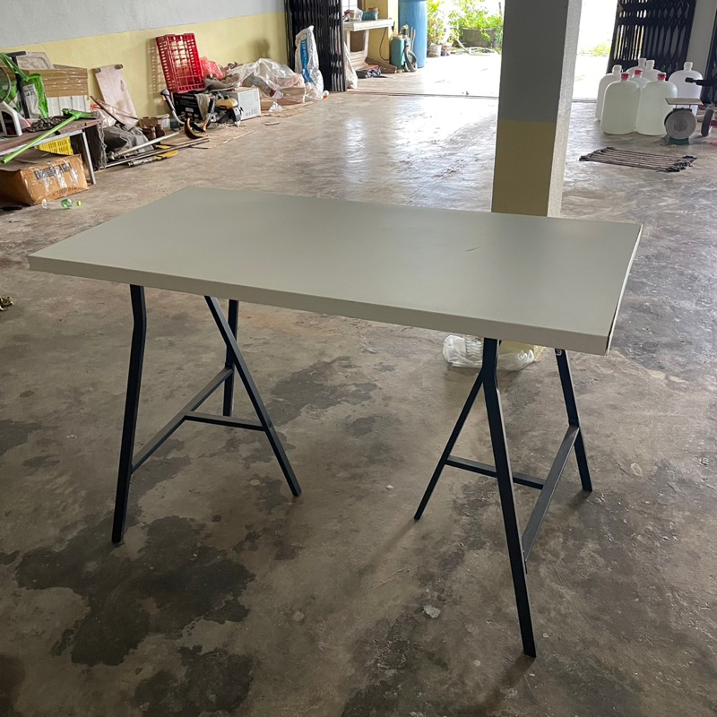 มือสอง : LINNMON ลินมูน ท็อปโต๊ะสีขาว 100x60 ซม. +ขาตั้ง | Shopee Thailand