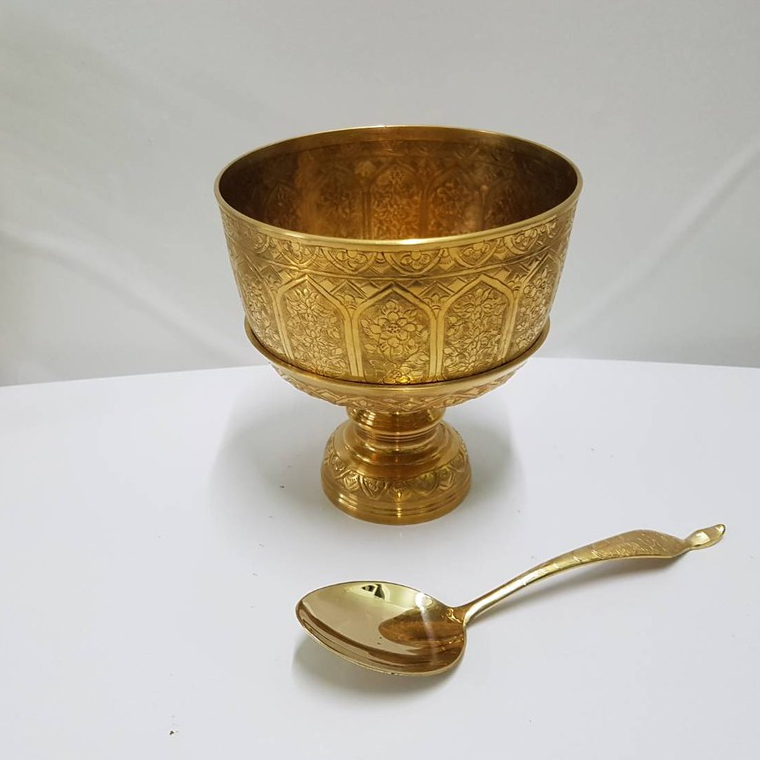 Brass byfa ขันน้ำพานรองทองเหลือง ตอกลายในช่องบัว 7 ,8นิ้ว ชุดตักบาตร ...
