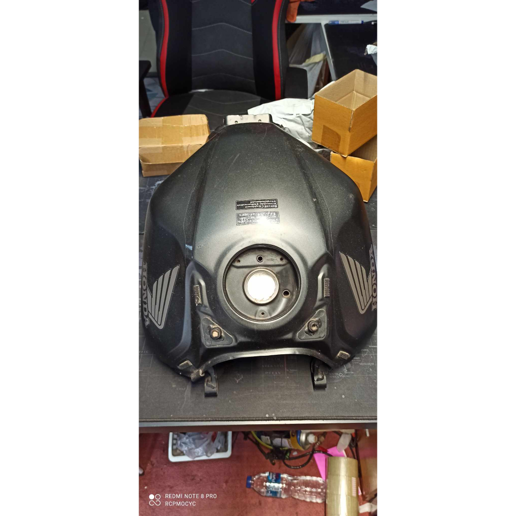 ถังน้ำมัน honda cbr650r fule tank 2019-2022 สินค้าใช้งานแล้ว สภาพดี ...