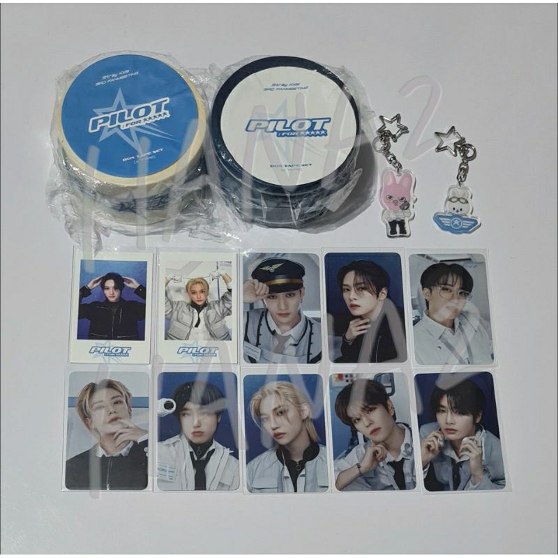Stray kids Pilot official merch รอบ offline | Shopee Thailand