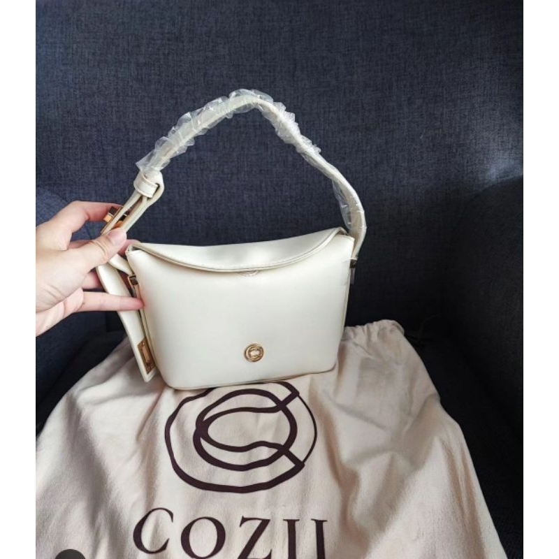 New Cozii bag Demi สีขาว l | Shopee Thailand