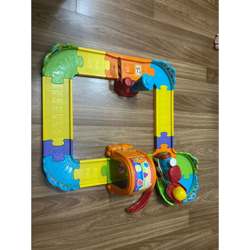 VTech Train Playset GoSmartWheels Choo Playset Motorized Train Vehicle ...