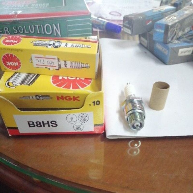 หัวเทียนNGK B8HS NGK | Shopee Thailand