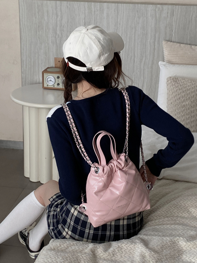 สินค้าเข้าใหม่ กระเป๋าเป้งานเกาหลี สายโซ่เงิน น่ารัก 3 สี (N015) | Shopee Thailand