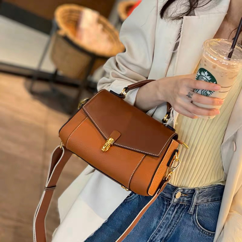 4.4 ใส่โค้ด 22AMJS ลดเหลือ 1663 บาท:: SEEN VARAN : กระเป๋าหนังวัวแท้ | Shopee Thailand